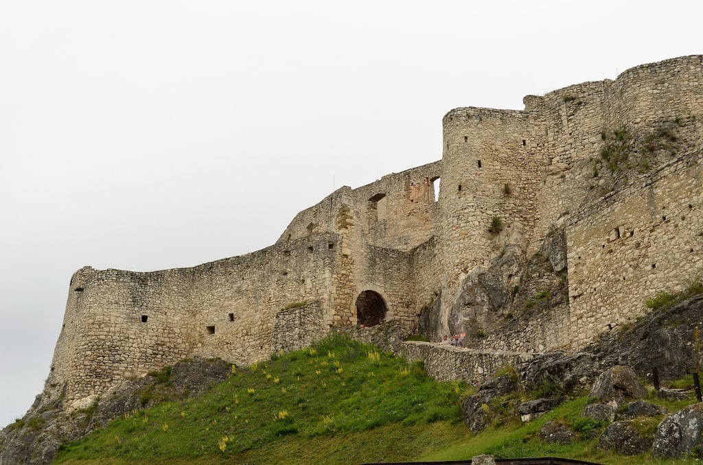 Zipser Burg in Slowakei. Fotos, Filme, Öffnungszeiten, Tickets ...