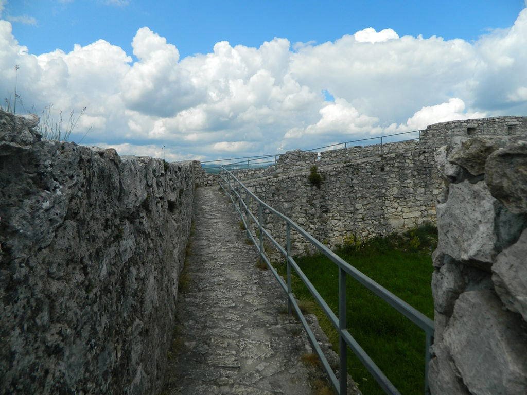 Zipser Burg in Slowakei. Fotos, Filme, Öffnungszeiten, Tickets ...